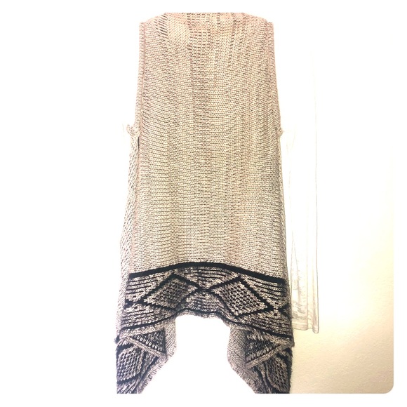 BCBGMaxAzria | Sweaters | Bcbg Vest Cardigan Sweater | Poshmark